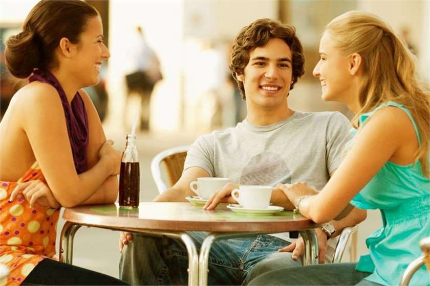 4 Tips To Meet New Friends On Girlfriend Social - Girlfriend Social Blog
